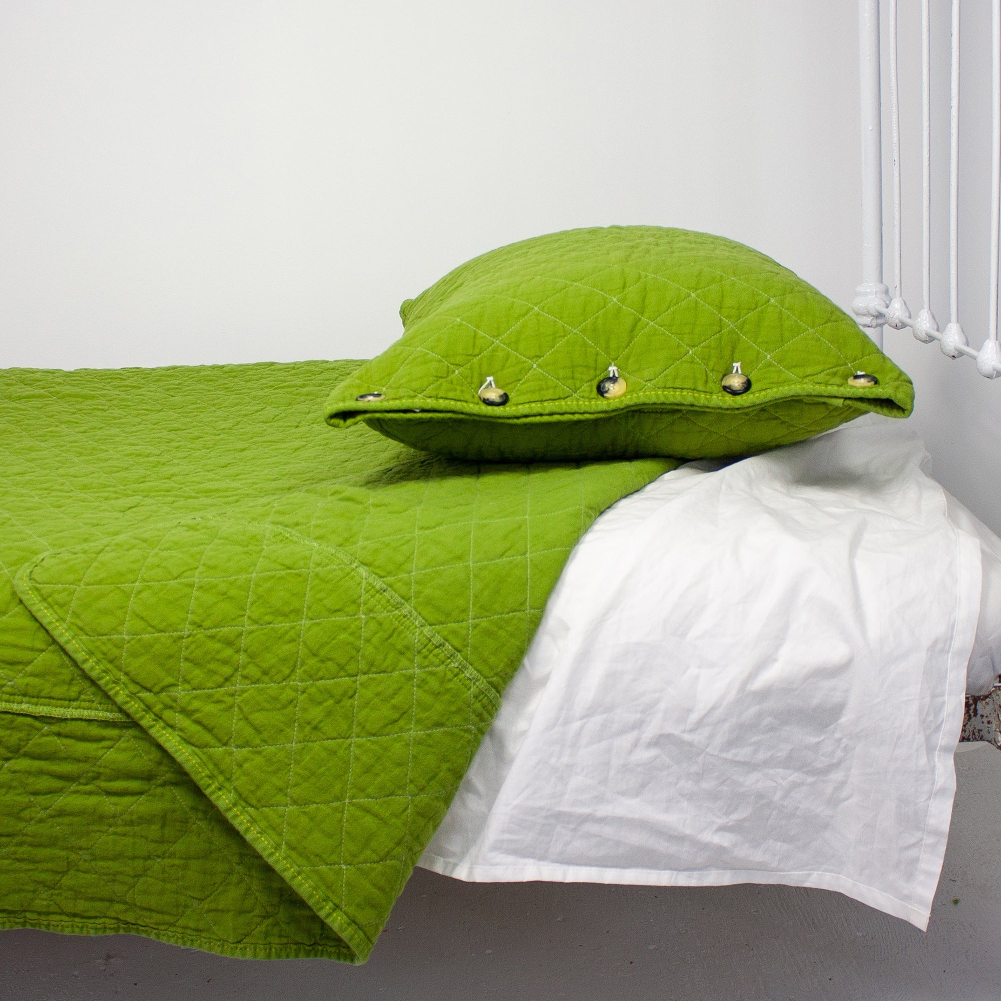 Coverlet – Utility Canvas